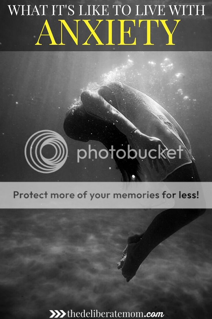 What It's Like Living With Anxiety